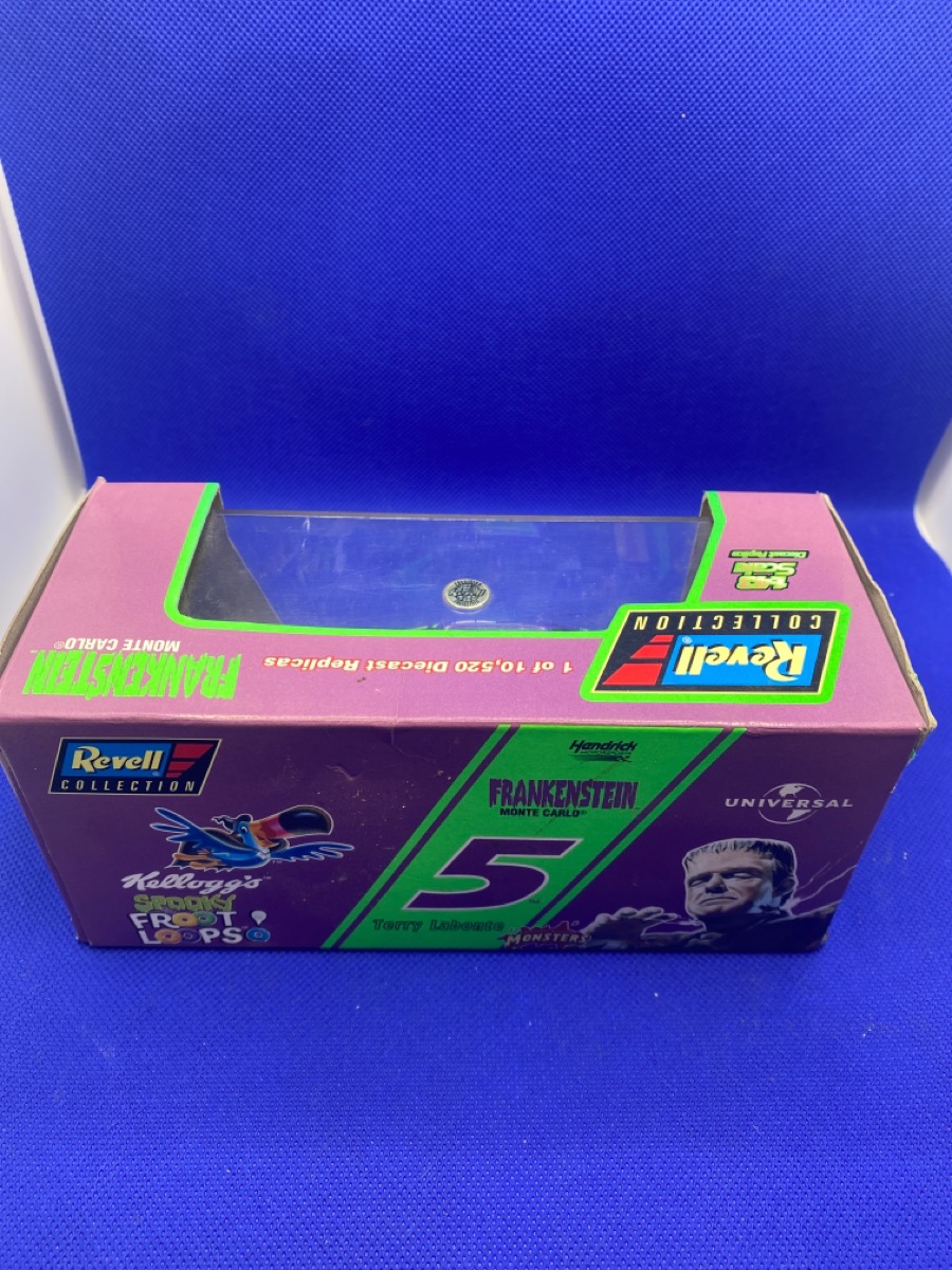 REVELL KELLOGG'S SPOOKY FROOT LOOPS UNIVERSAL STUDIOS MON Very Good | Buya