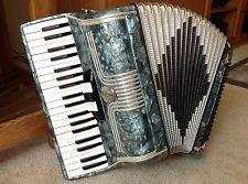ENRICO ROSELLI ACCORDION | Buya