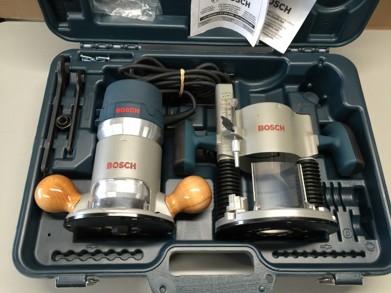 BOSCH 1617EVS 2.25 HP Variable Speed Fixed-Base Router Kit Like New | Buya