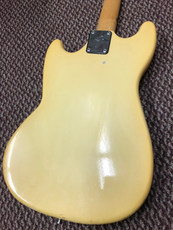 FENDER Bass Guitar MUSICMASTER BASS Acceptable | Carson Jewelry & Loan ...
