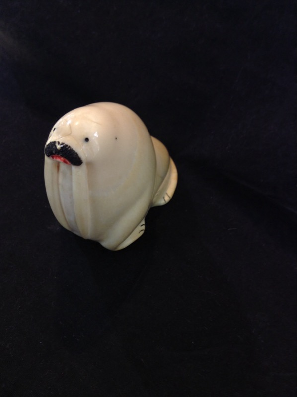 ALASKAN WALRUS IVORY SCULPTURE Good | Buya