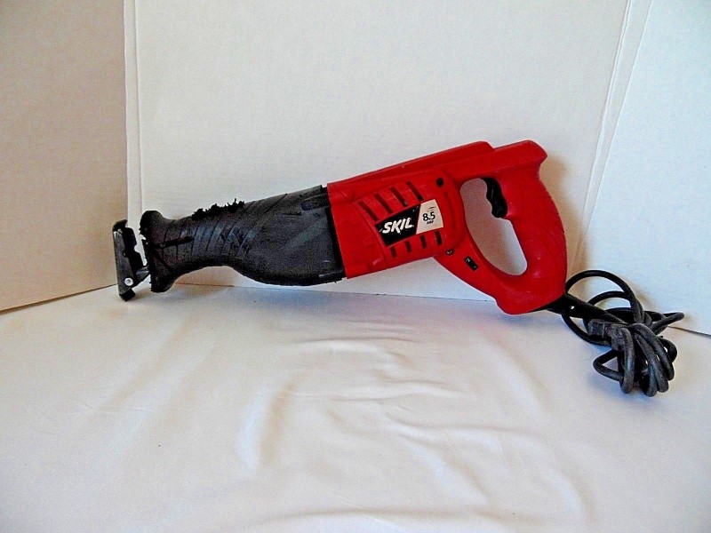 SKIL RECIP SAW 9215 | Buya