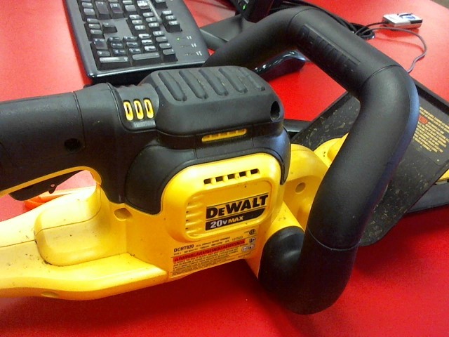 Price Guide: DEWALT DCHT820 | Buya