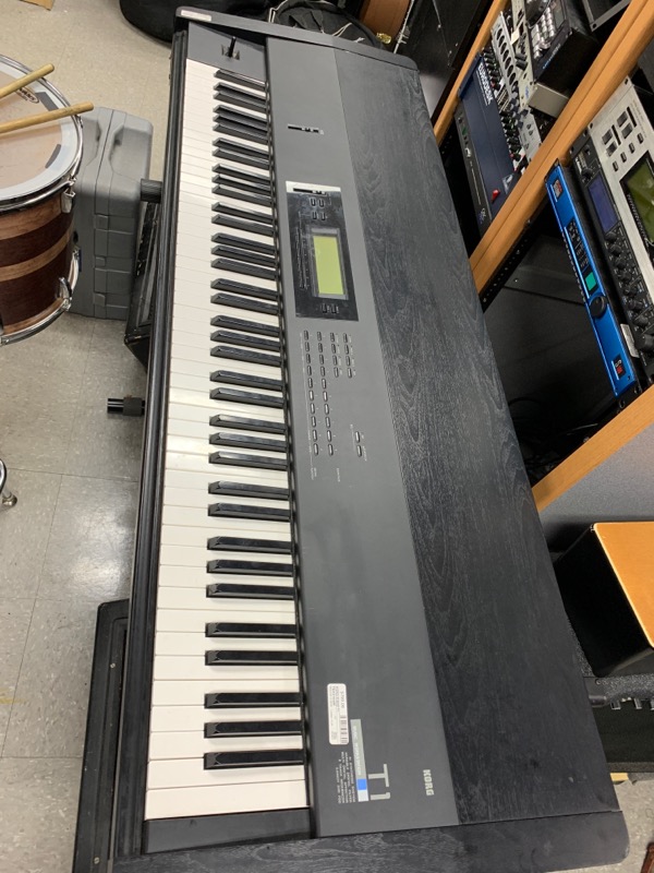KORG Piano/Organ T1 Like New | Buya