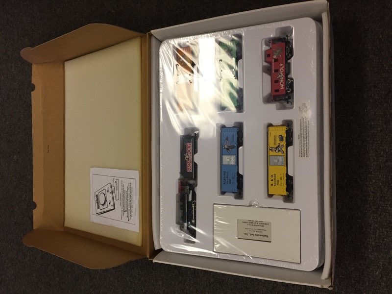BACHMANN Model Railroad/Train MONOPOLY TRAIN SET Like New | Buya