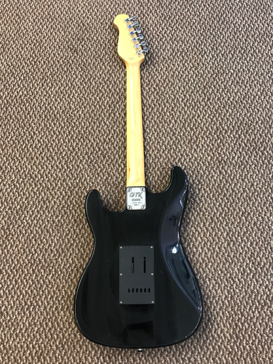 GTX 18 Electric 6-String Right-Handed Guitar Acceptable | Buya