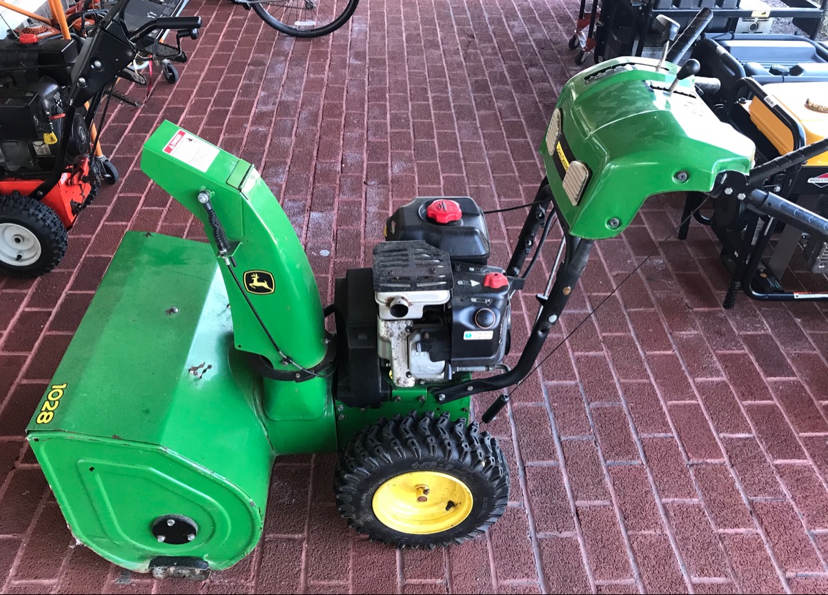 JOHN DEERE Snow Blower 1028E Good | Buya