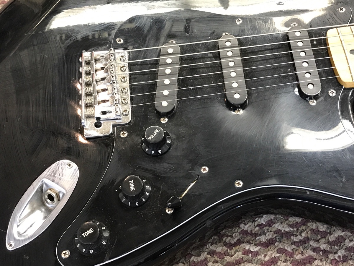 GTX 18 Electric 6-String Right-Handed Guitar Acceptable | Carson ...
