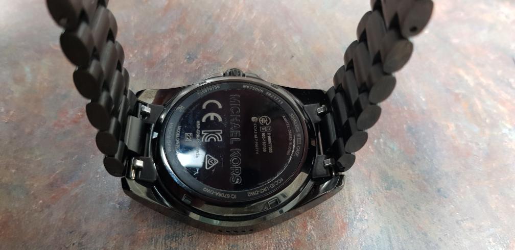 FOR PARTS ONLY!! AS-IS--MICHAEL KORS MKT5005 For parts or not working ...