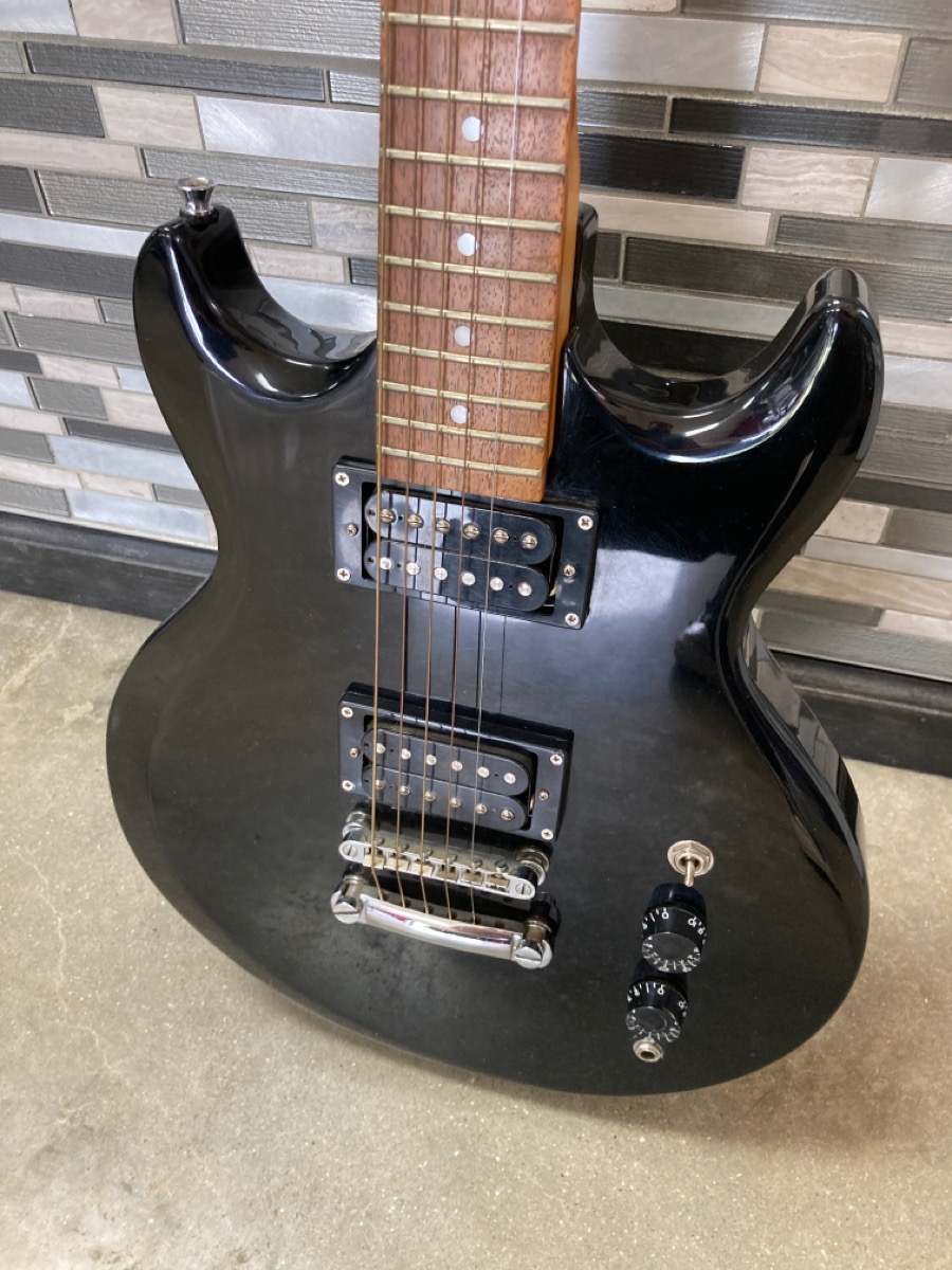 IBANEZ GIO GUITAR Like New | Buya