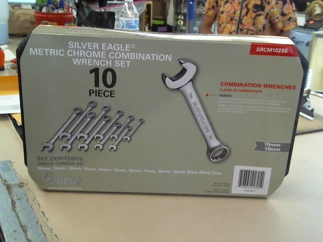 SILVER EAGLE TOOL SOCKET SET Like New | Buya