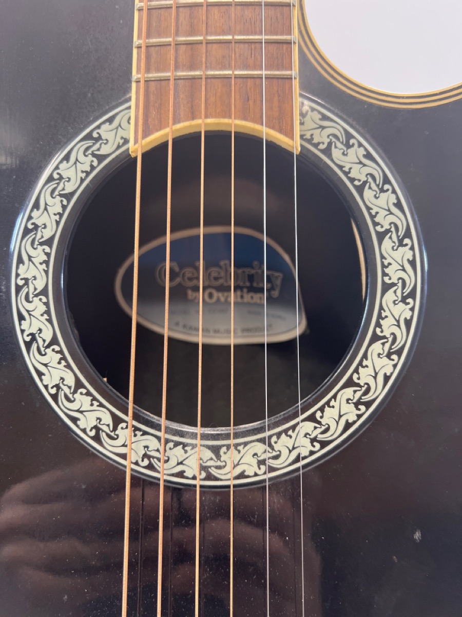 ACOUGUITAR OVATION ACOU ELEC GUITAR *CONDITION* Very Good | Buya