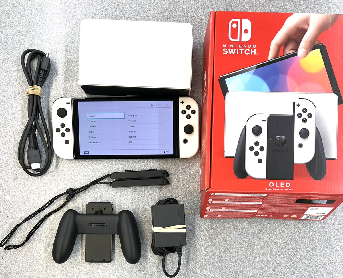 Nintendo Switch OLED Model HEG-001 Handheld Console - 64GB Very Good | Buya