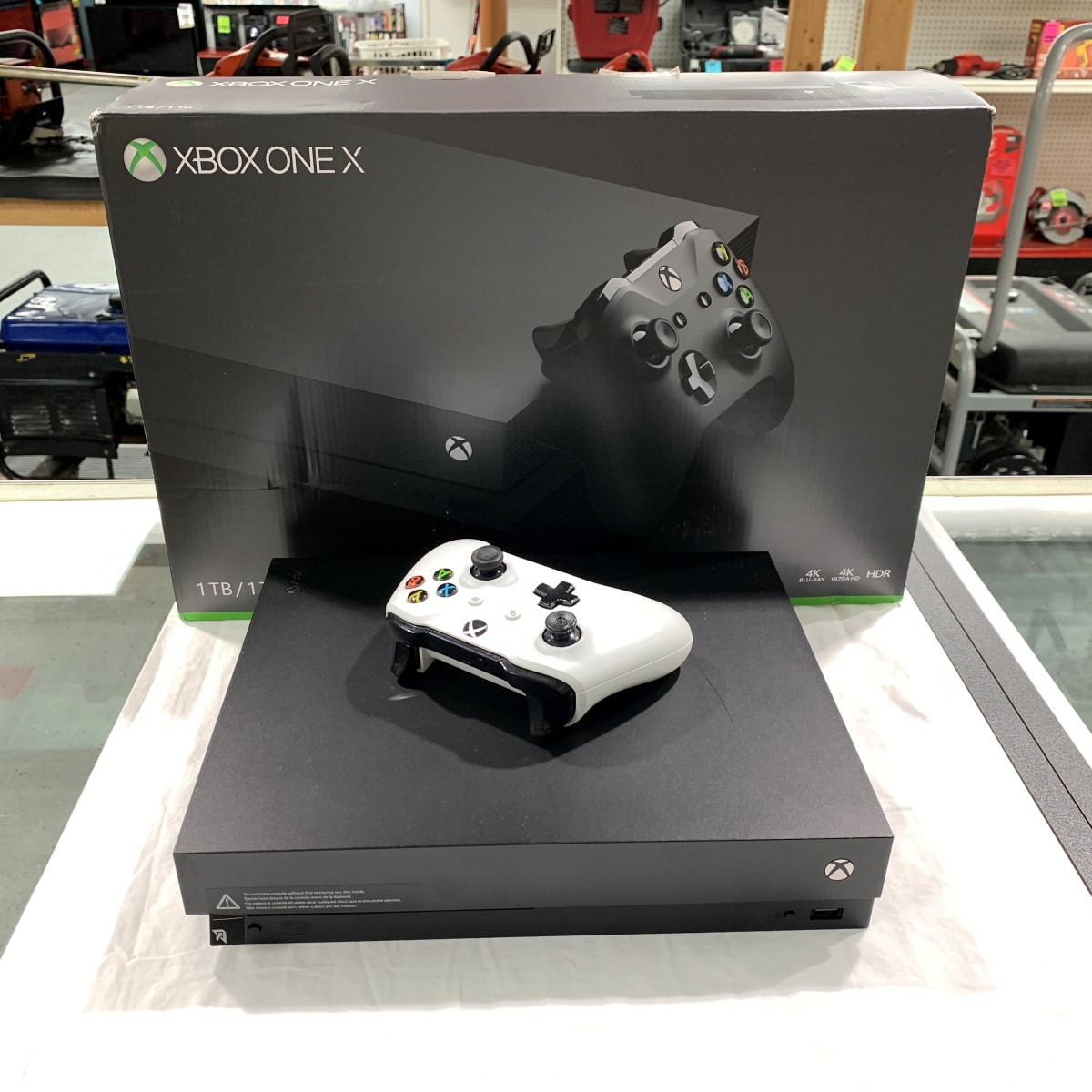 Microsoft 1787 XBOX One X 1 Tb Console with 1 Wireless Controller ...