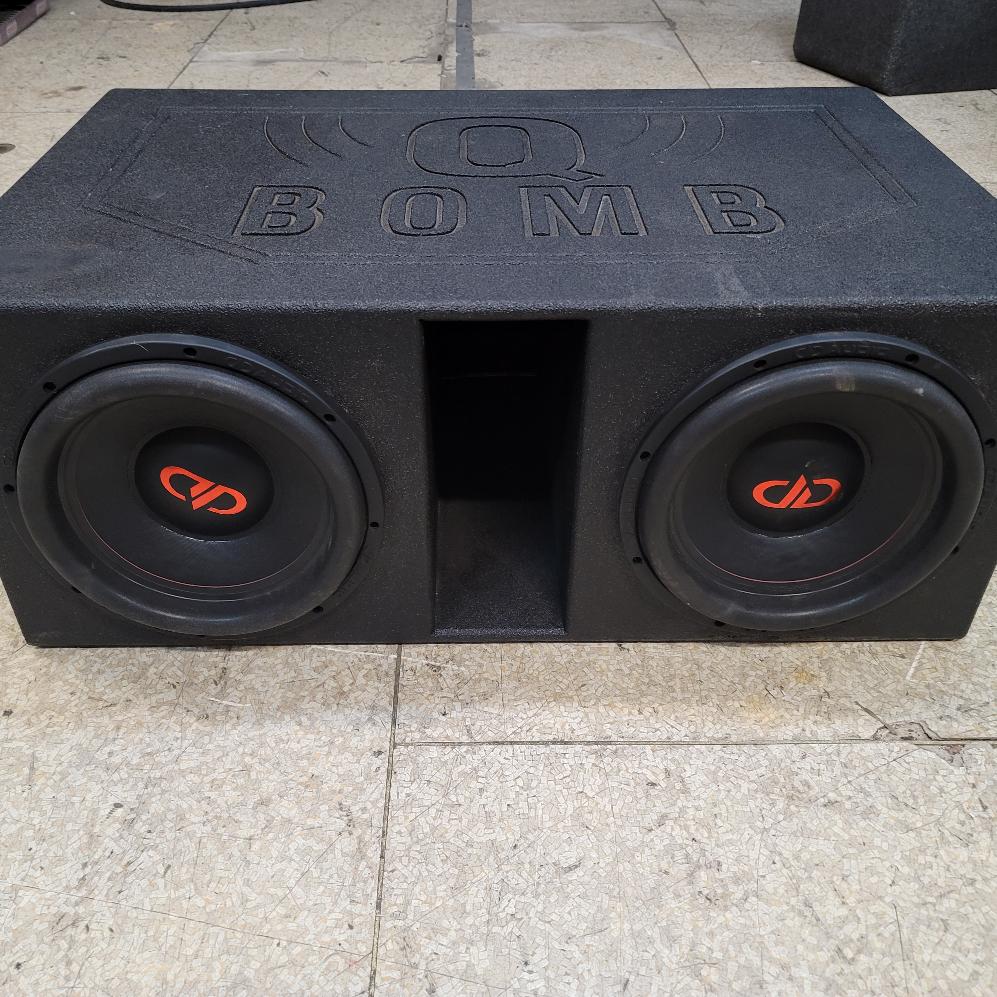 TWO DD 10" SUBWOOFER IN A FOX BOX VERY GOOD CONDITION (ALE-NBS) Very ...