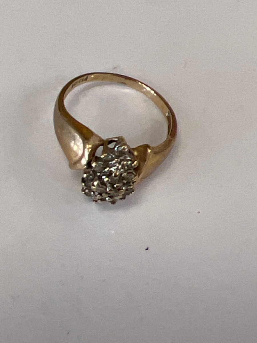 Lady's Gold Ring 10K Yellow Gold 1.8dwt Pre-owned | The Collateral ...