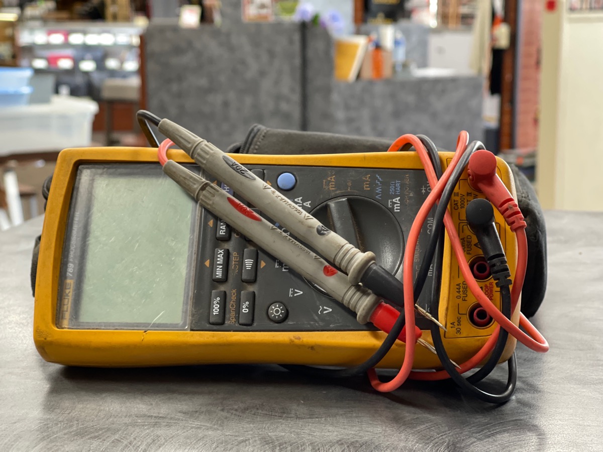 FLUKE 789 PROCESSMETER W/ XTRA LEADS Good | Buya