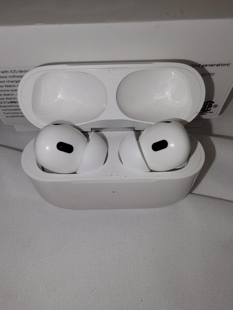 APPLE AIRPODS - A2700 Like New | Pawn 1 | Spokane | WA