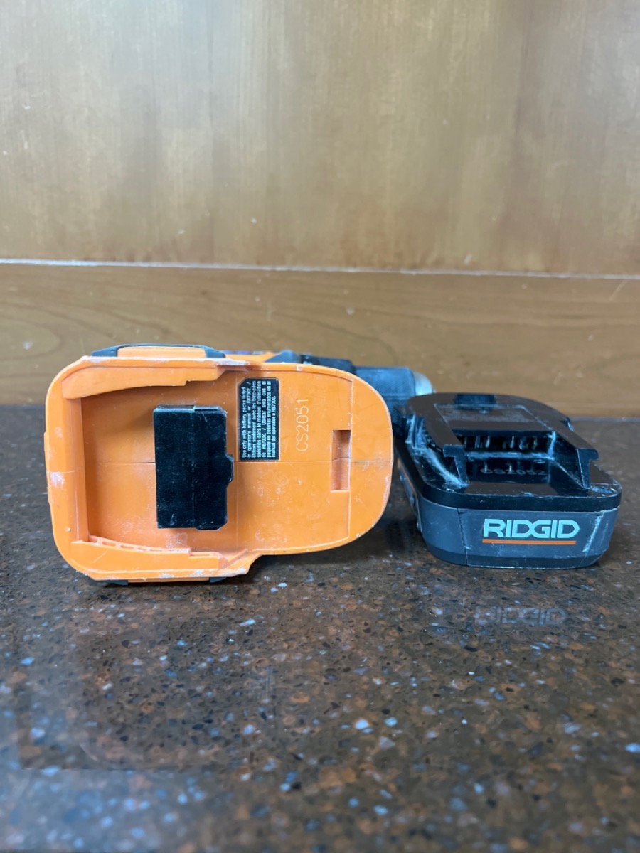 RIDGID R86001 1/2" DRILL, WITH 18V 2AH BATTERY Good | A1 Hawk