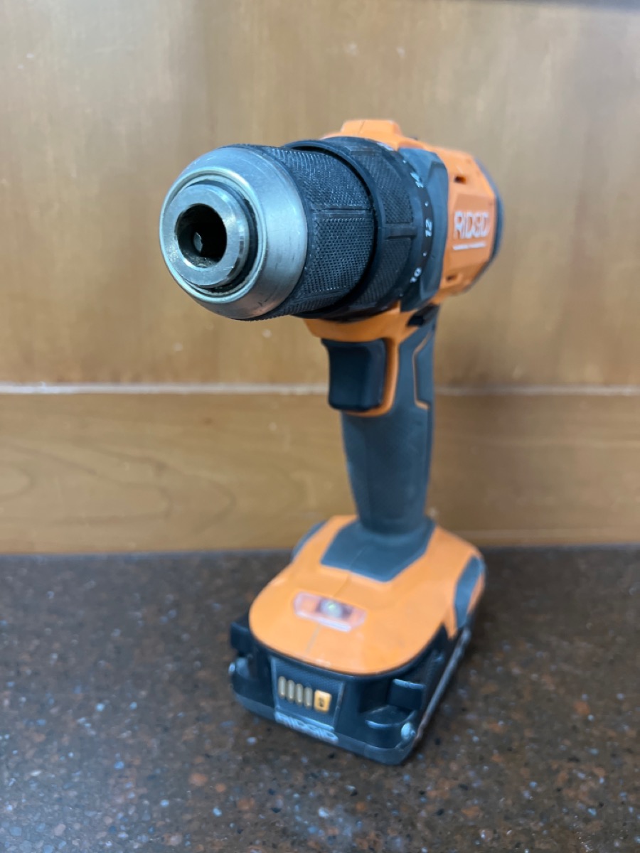RIDGID R86001 1/2" DRILL, WITH 18V 2AH BATTERY Good | A1 Hawk
