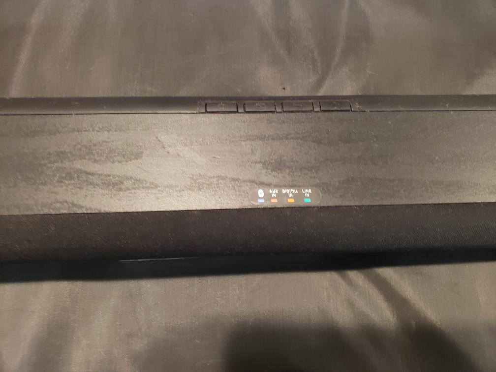 Blackweb Bluetooth 37"- 2.1 Channel Soundbar Bwa18sb001 Very Good | Buya