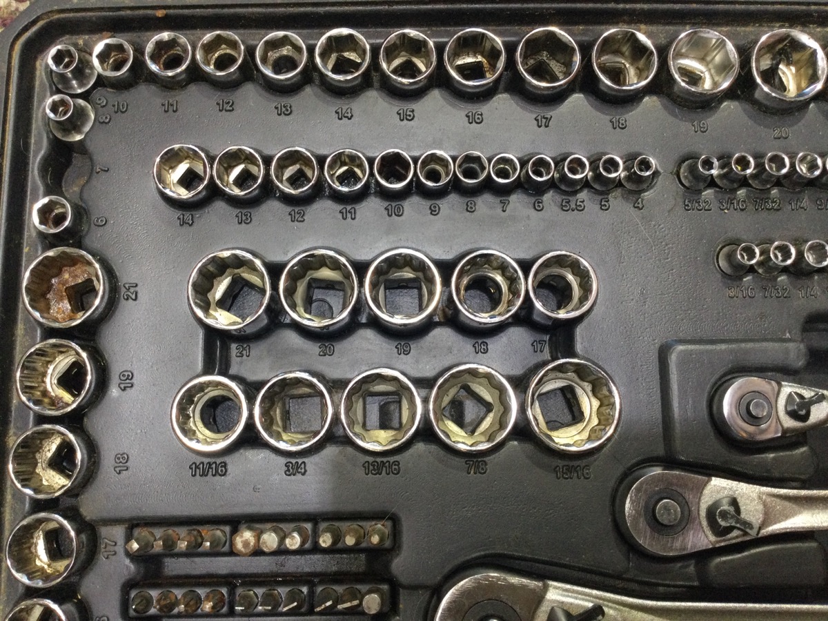 Craftsman 230-Piece Mechanic's Tool Set Good | Buya