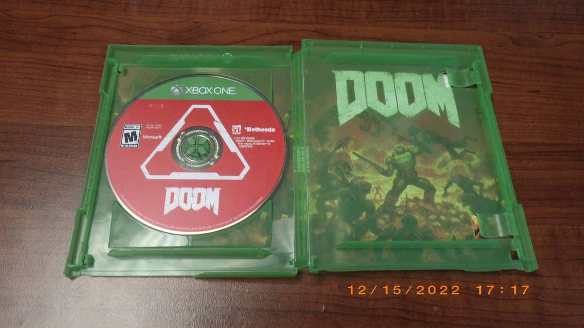DOOM, XBOX GAME, COMES WITH ORIGINAL CASE, RATED M FOR MATURE Good | Buya