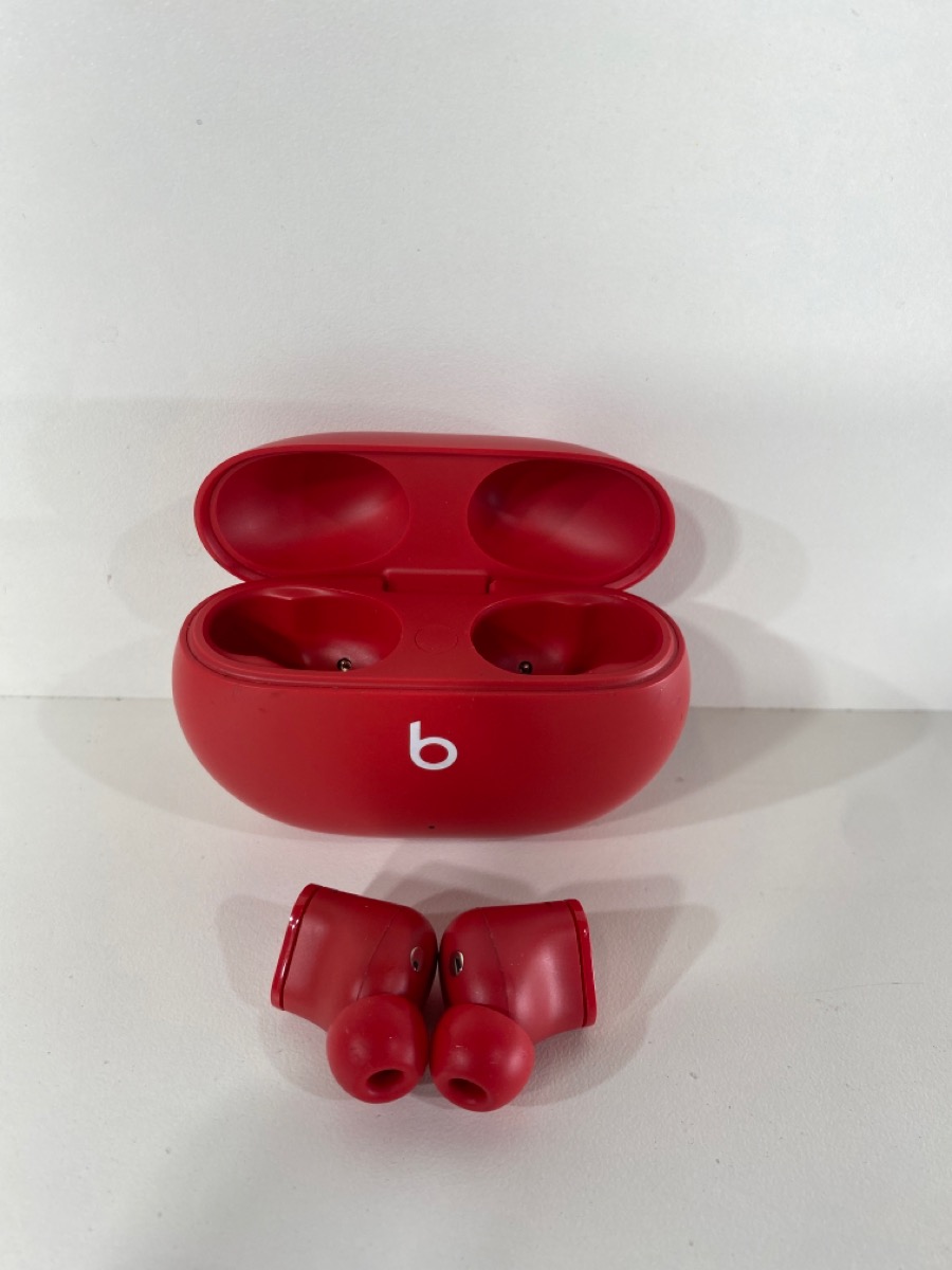BEATS AUDIO A2514. RED EAR BUDS IN CHARGING CASE Good | Pawn 1 ...