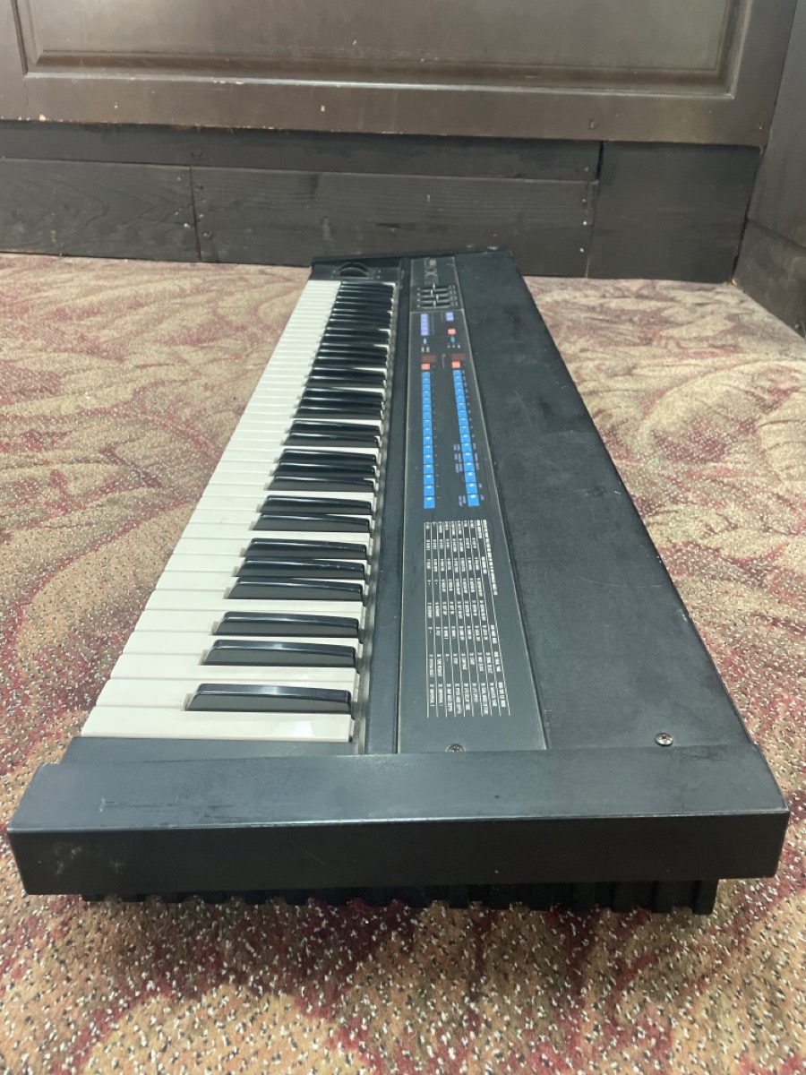 Yamaha KX76 1985 Yamaha KX76 Keyboard Good | Buya