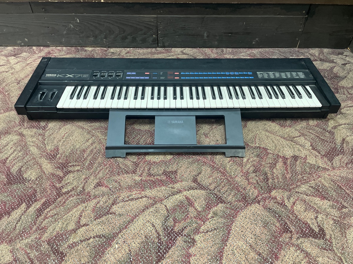 Yamaha KX76 1985 Yamaha KX76 Keyboard Good | Buya