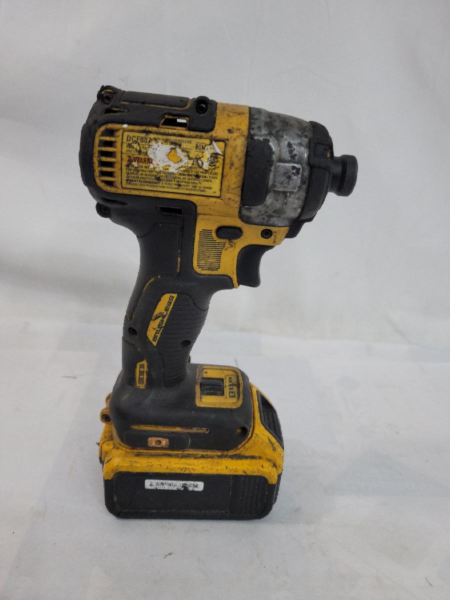 DEWALT DCF887 CORDLESS 1/4" 20V IMPACT w/BATTERY (ml) Good | Buya