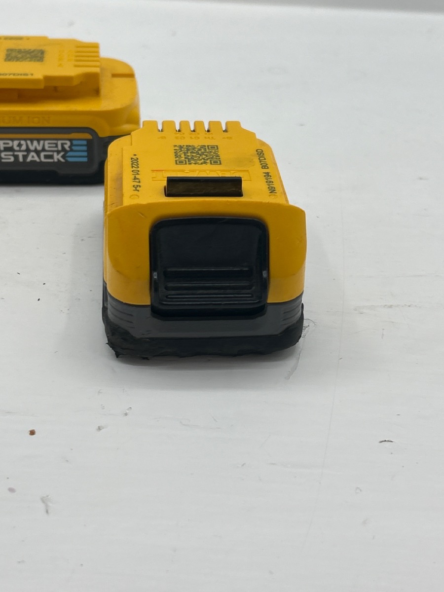 Dewalt Dcbp034 2 20v Powerstack Compact 1 7ah Li Ion Battery Pack Of 2