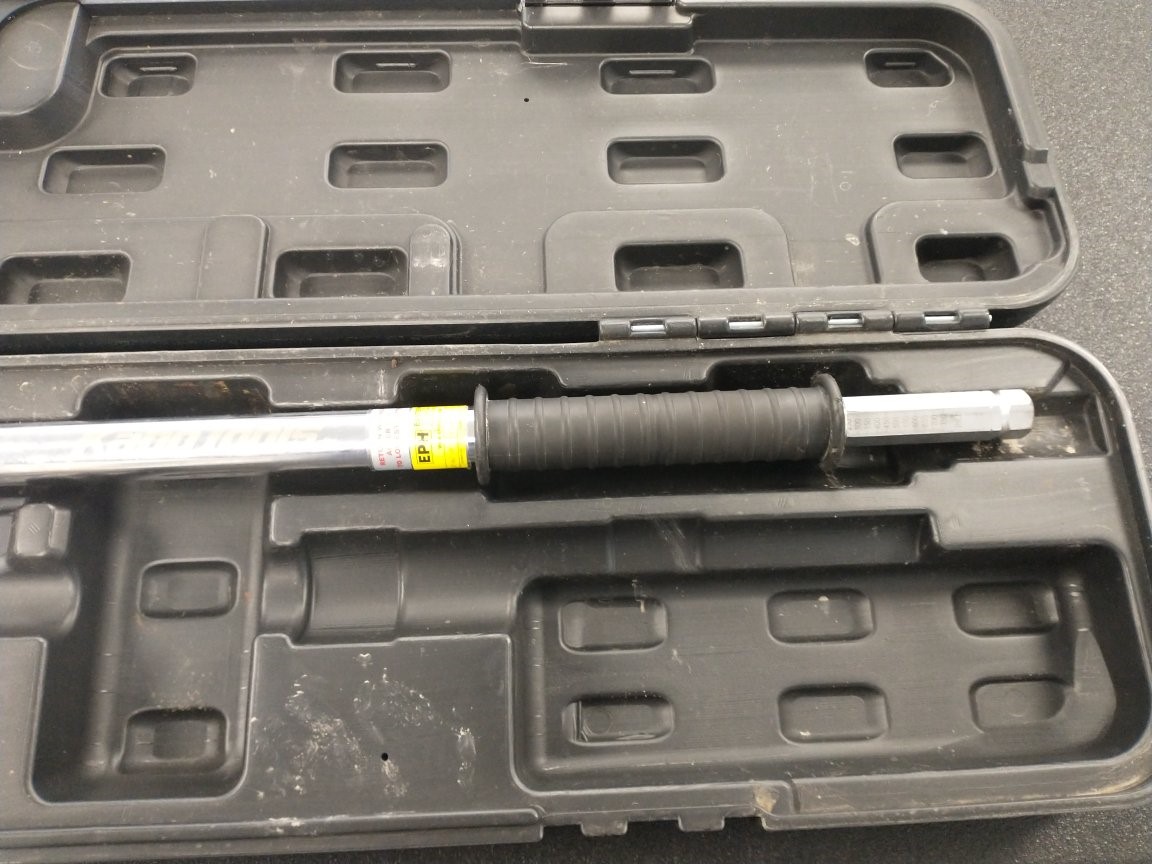 KABO TOOLS TIREMAN II TORQUE WRENCH IN CASE Acceptable | Buya