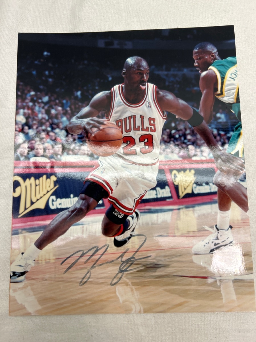 NIKE - MICHAEL JORDAN PLAQUE Good | Buya