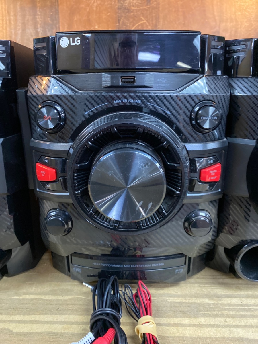 LG CM4360 HI-FI ENTERTAINMENT SYSTEM WITH TWO SIDE SPEAKERS Good | Buya