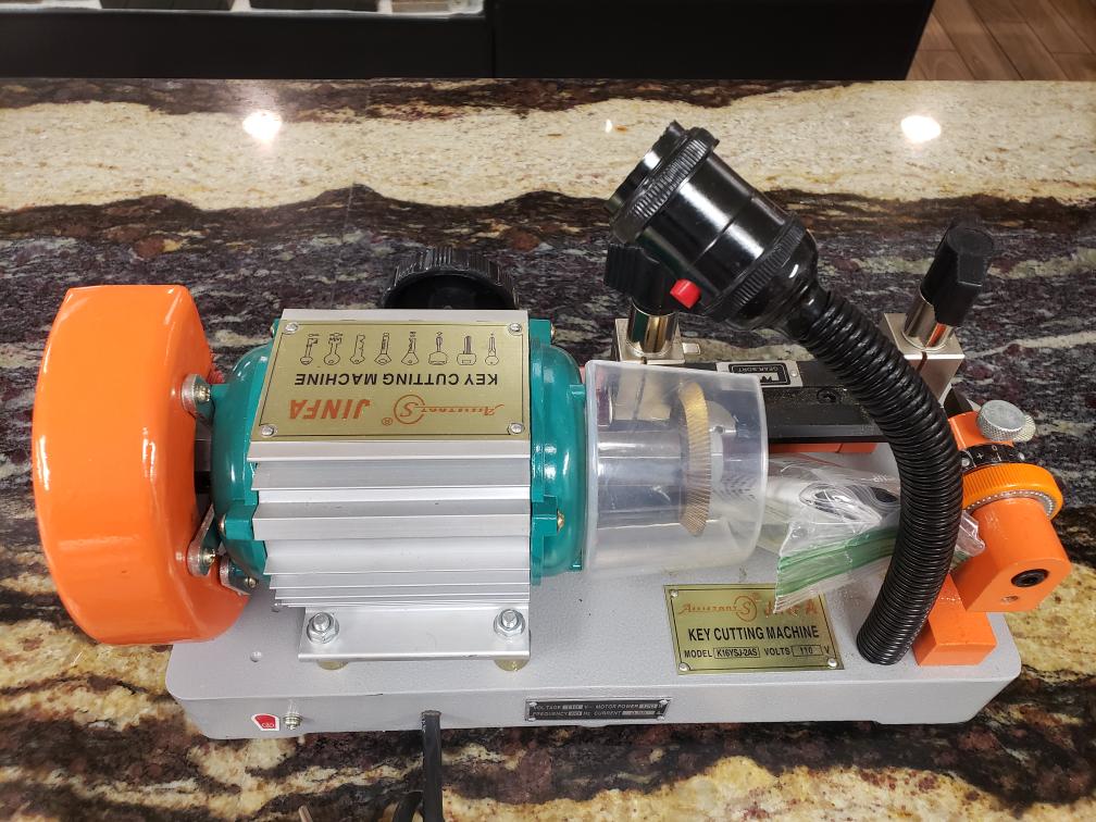 KEY CODE CUTTING MACHINE JINFA 2AS 220V OR 110V KEY CUTTING MACHINES ...