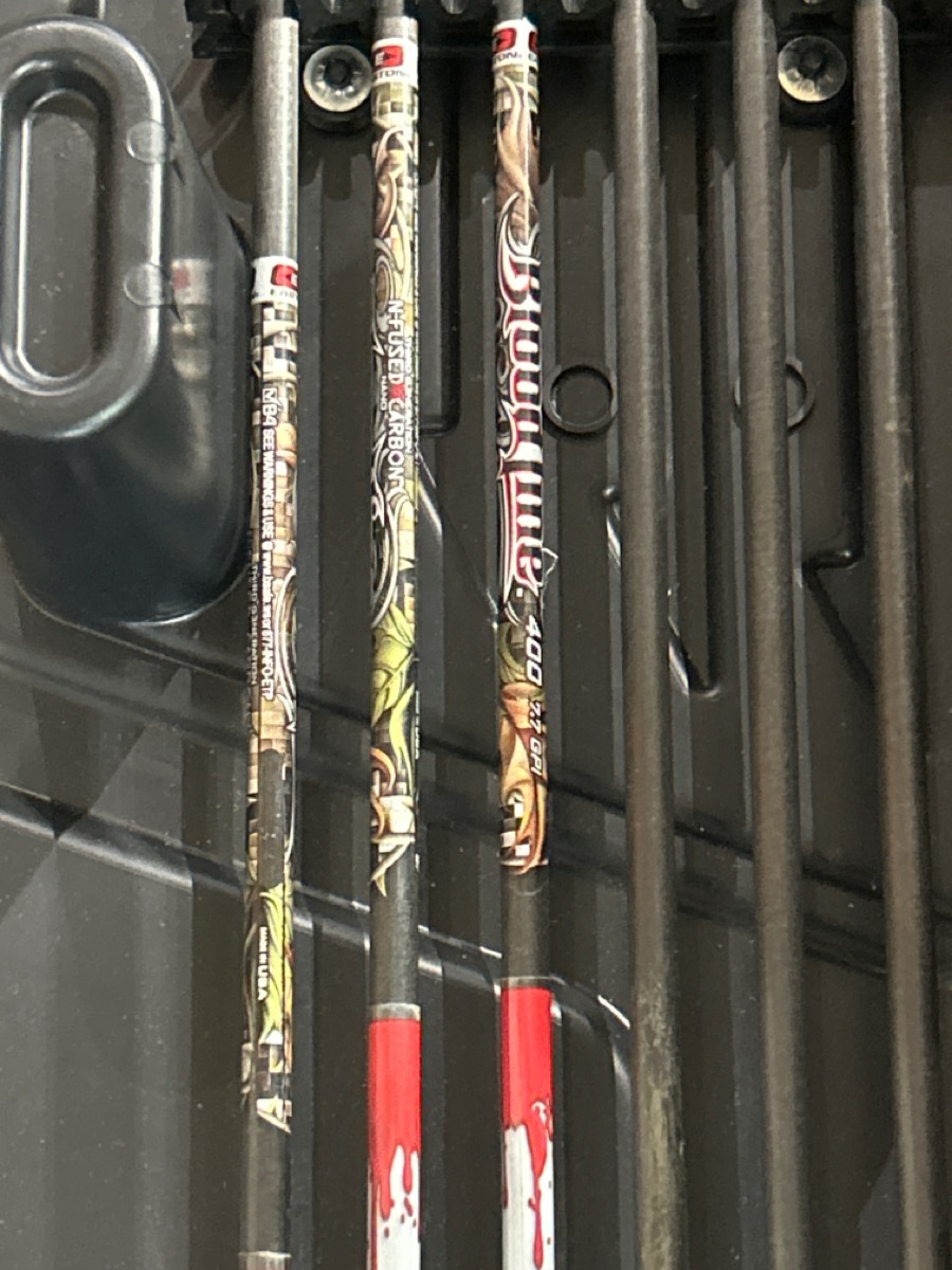 HOYT CHARGER COMPOUND ARCHERY BOW 31" LIGHT DRAW ARROWS PLANO CASE Good ...