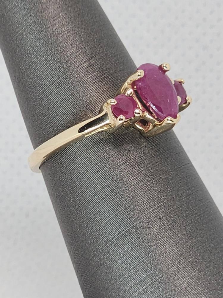 Pink Stone Lady's Stone Ring 14K Yellow Gold 1.6dwt Pre-owned | Buya