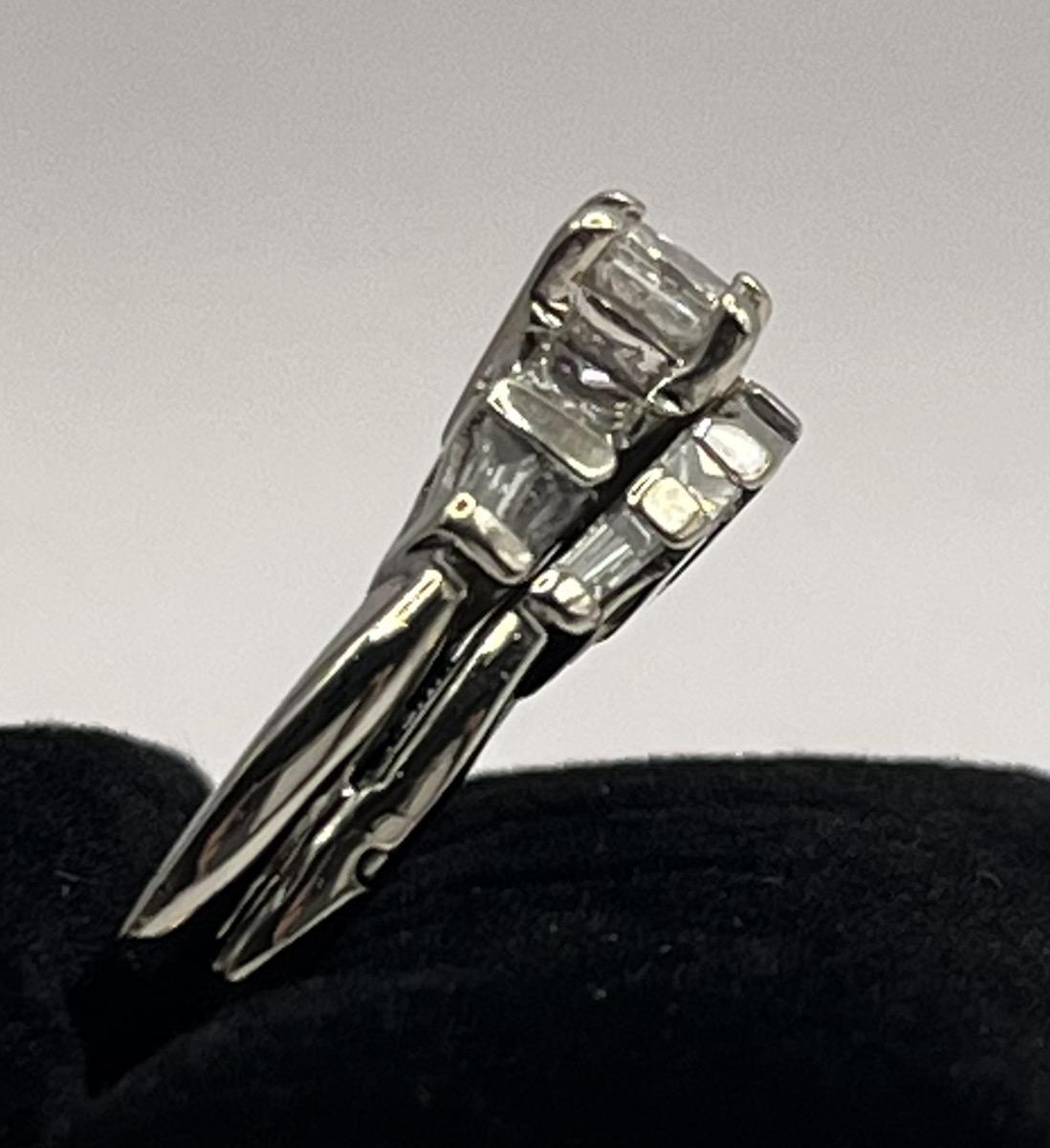 Gold-Diamond Scrap 11 Diamonds .91 Carat T.W. 14K White Gold 4.9dwt Pre ...