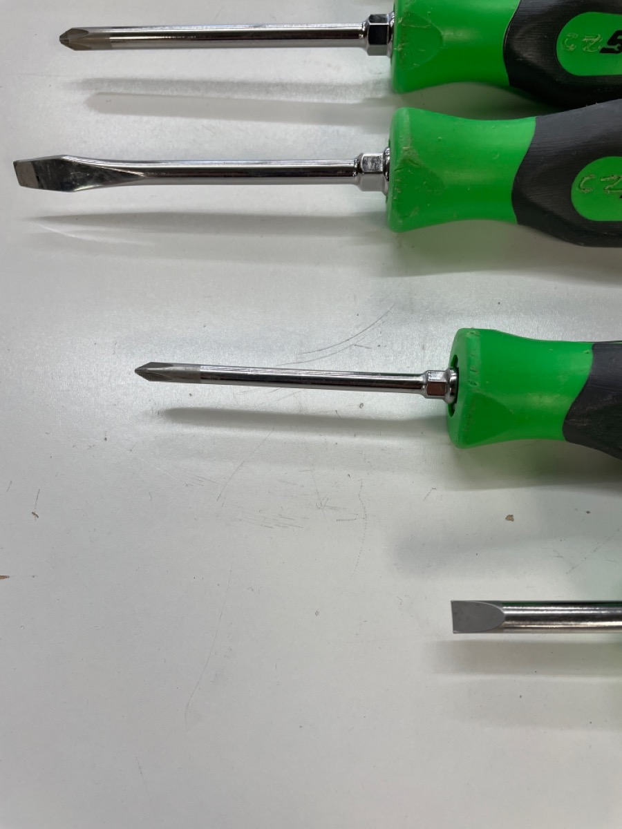 SNAP-ON SCREWDRIVERS 6 PIECE SET - GREEN Good | Pawn 1 | Spokane | WA