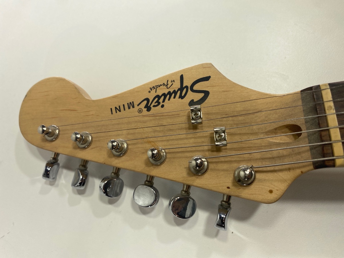 FENDER SQUIER MINI 6-STRING ELECTRIC GUITAR Good | Buya