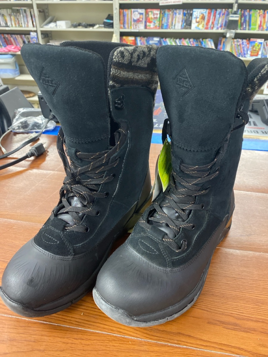 MUCK WOMEN'S APRES LACE LEATHER BOOTS - SIZE 9 Brand New | Nome Pawn ...