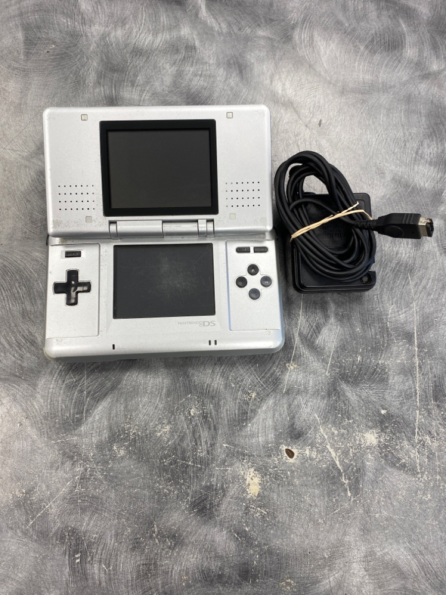 NINTENDO DS - HANDHELD GAME CONSOLE - NTR-001 Acceptable | Pawn 1 ...