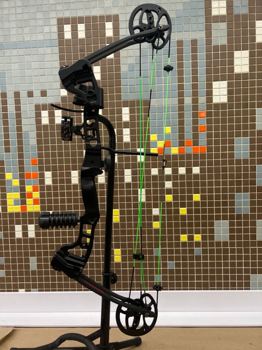 BARNETT ARCHERY VORTEX YOUTH COMPUND BOW Like New | Buya