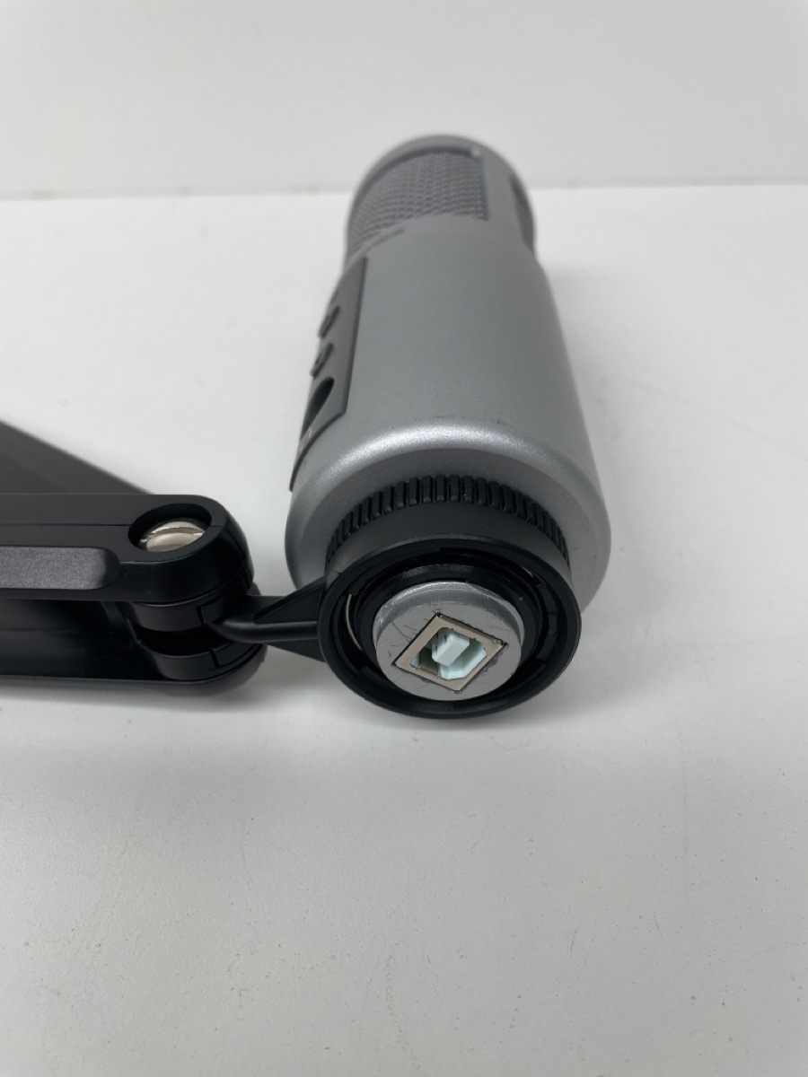 AUDIO-TECHNICA CARDIOID CONDENSER MIC ATR2500-USB Good | Buya