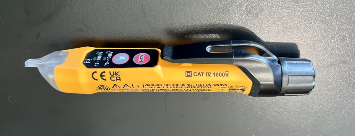 Klein Tools NCVT-3P Dual Range Voltage Tester With Flashlight Brand New ...