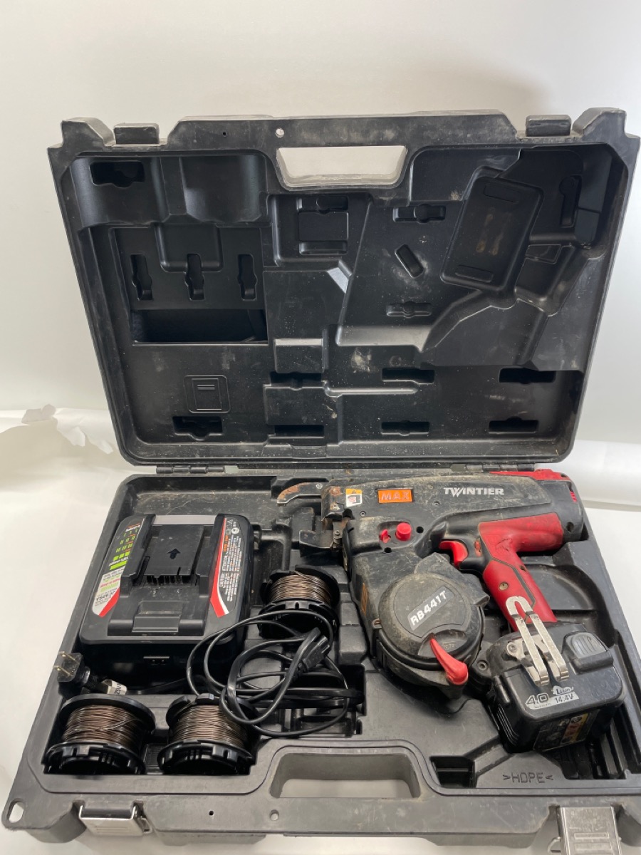 MAX TWINTIER RB441T REBAR TIE WIRE MACHINE WITH BATTERY, CHARGER Like ...