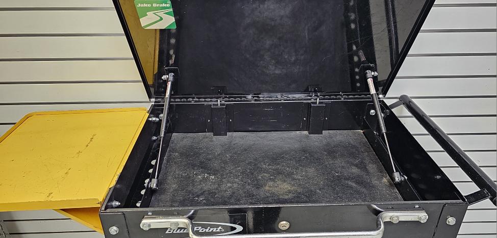 BLUE POINT TOOLS TOOL BOX Good | Pawn 1 | Spokane | WA