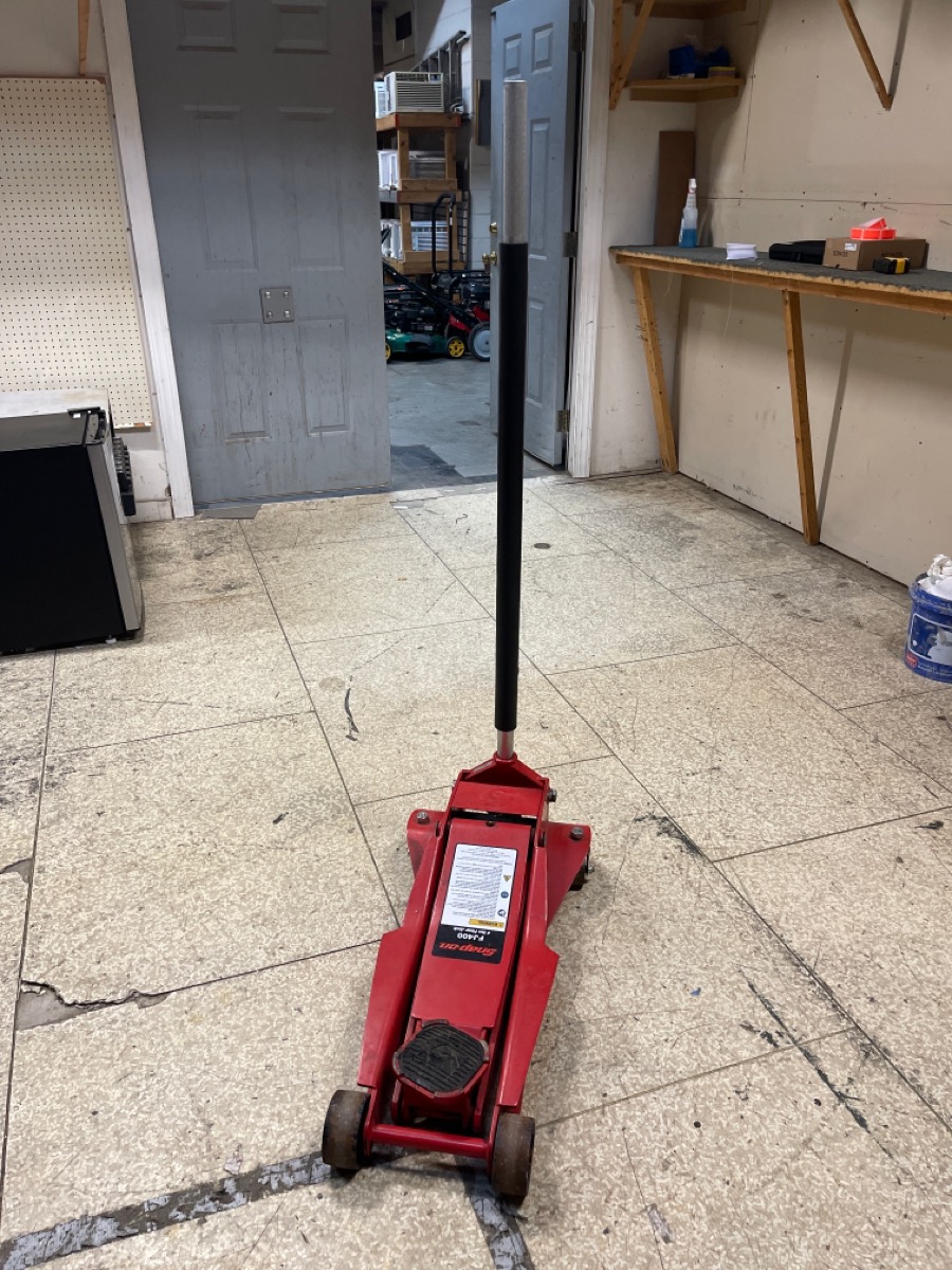 SNAP-ON FJ400 4 TON FLOOR JACK***IN STORE PICK UP ONLY***. Very Good | Buya