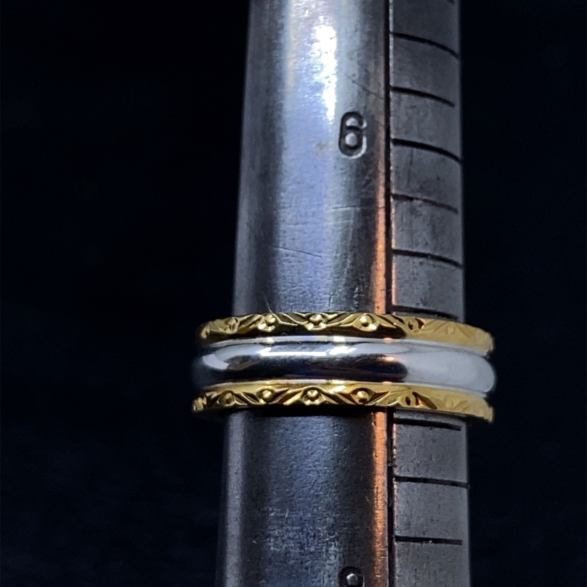 18K Yellow Gold & Pt .950 Platinum Apx 6mm Wide Band 9.33g sz 7 Pre ...